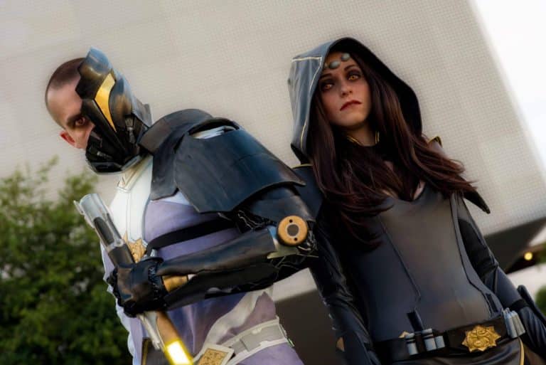Stunning Arcann & Vaylin Cosplay Impresses Star Wars Fans!